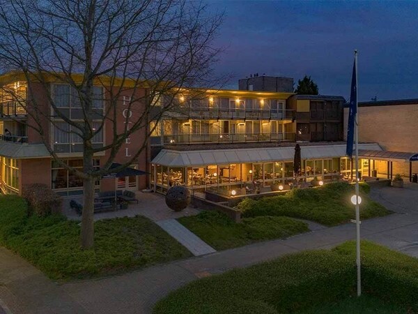 Spacious Hotel Suite Near Havezate Mensinge Museum - Groningen