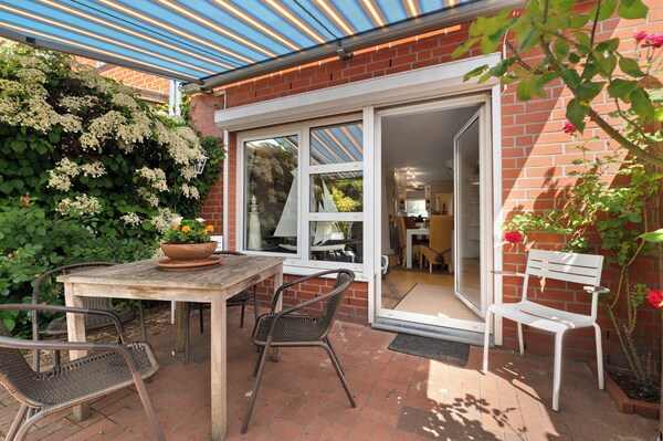 Apartamento 'Schönes Maritimes Haus' Con Terraza Privada, Jardín Privado Y Wi-fi - Bremen