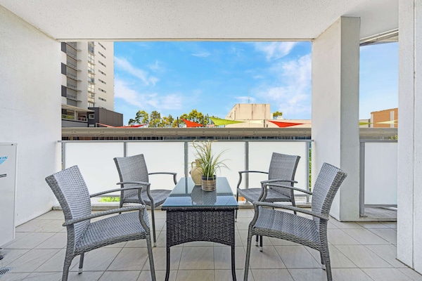 Comfy 2br In Parramatta Central With Free Parking - Parramatta