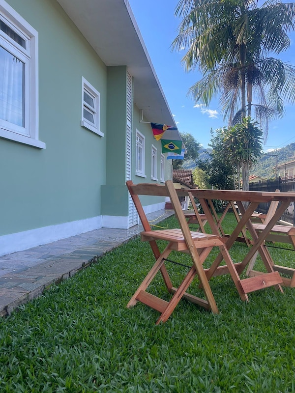 Stay Comfortably And Conveniently In The Heart Of Pomerode! Feel At Home! - Blumenau