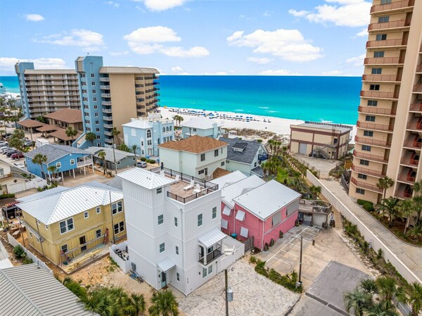 Sunrise Terrace - Pool, Beach Access, Rooftop Deck - Panama City, FL