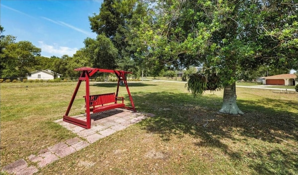 Cozy Home With Heated Pool In Brooksville, Fl - Spring Hill