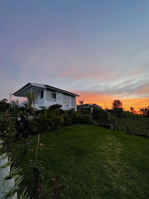Private Cabin In Wanagiri With Mountain View  Perfect For Nature & Quiet Lovers - Bali