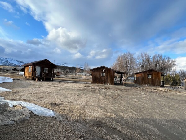 Cabin 7 At The Almo Inn Near City Of Rocks And Castle Rocks State Park - Cozy! - Idaho (State)
