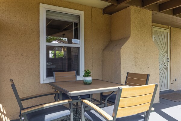 Casa De Los Globos/luxury 2 Bedroom Home Steps From Balloon Fiesta Park - Albuquerque, NM