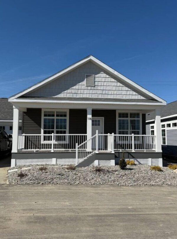 Cottage By The Lake - Sandusky, OH
