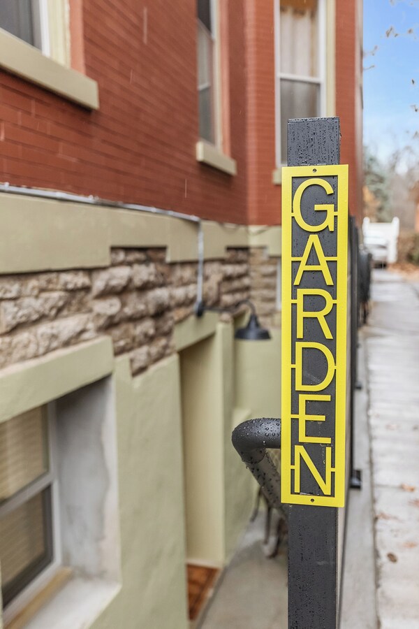 Cozy 1-bedroom W/ Ac, Wifi  - Heart Of The Clifton Gaslight District. - Cincinnati