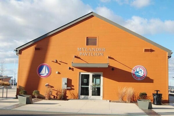 2 Bedroom Sunset Condo Close To Cedar Point - Sandusky, OH
