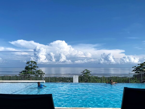 Beautiful 3br Villa In Ocho Rios Near Dunn's River Falls, Gorg Beaches Plus More - 오쵸 리오스