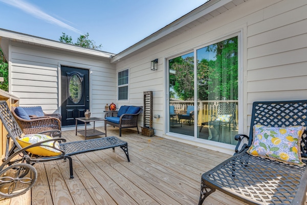 3 Mi To Dtwn Entertainment: Pensacola Family Home! - Pensacola, FL