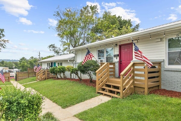 Uptown Apartment, Near Parks! The Bricks Unit 6 - Birmingham, AL