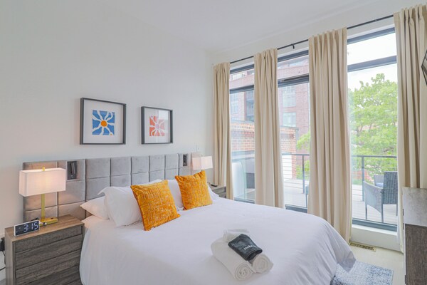 Unit 8: Spacious 2br Penthouse | Sleeps 8 - Washington D. C., DC