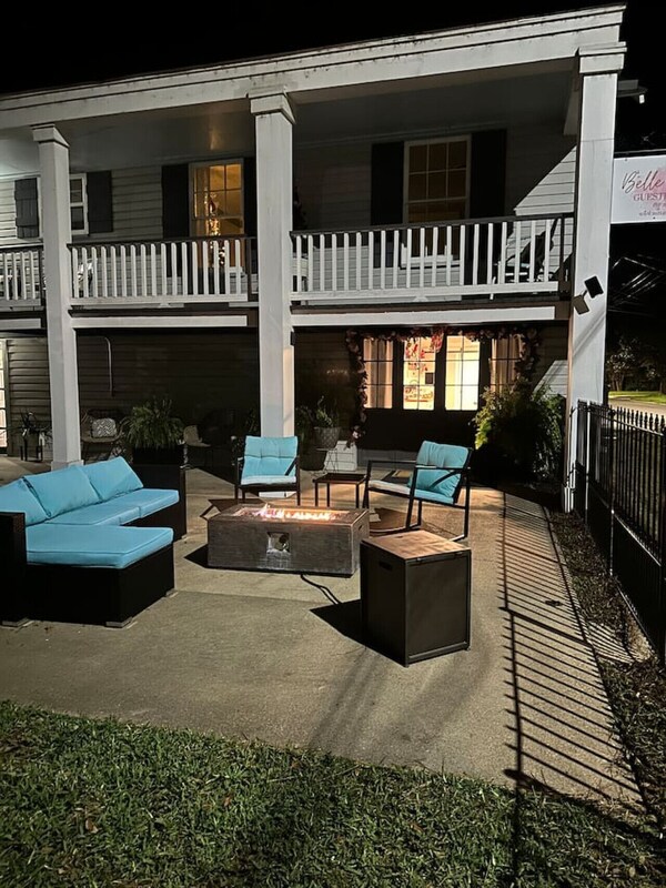 Belle Vue Guesthouse Deux - Natchitoches, LA