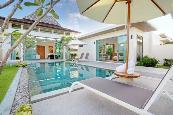 Guest Top Choice | Clean 2 Br Oasis | Top Location - Phuket