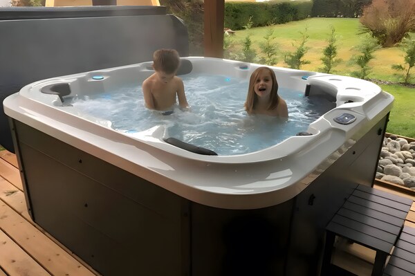Chalet 'Familiale Avec Jacuzzi' With Mountain View, Private Terrace And Wi-fi - Samoëns