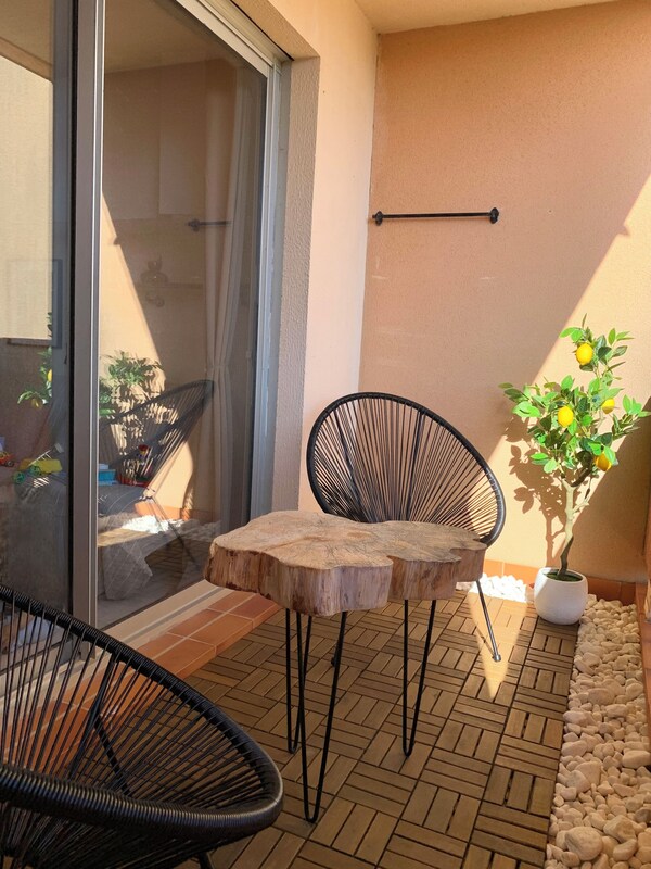 Pool-tennis-football Apartment, Direct Access To Beach 5min. Pets - Le Lavandou