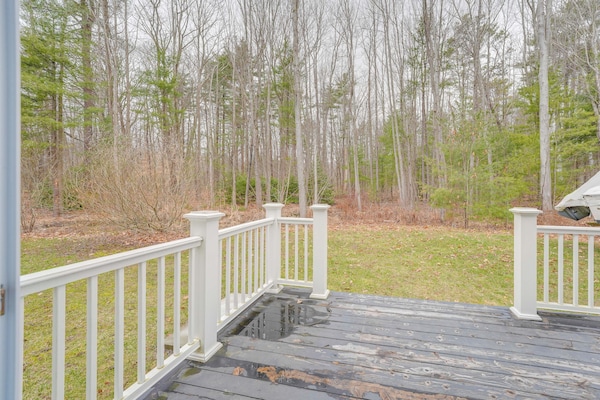 Near Portland Trails: Walkable Apartment W/ Deck - Cape Elizabeth, ME