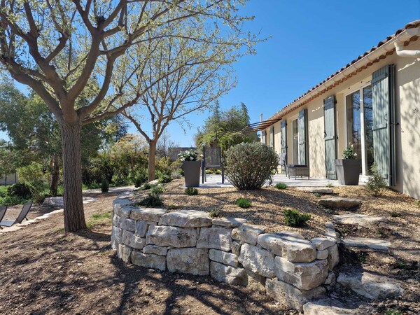 L'oustalet Des Vignes - Provencal House Overlooking The Luberon.  Gite 4 * - Saint-Saturnin-lès-Apt