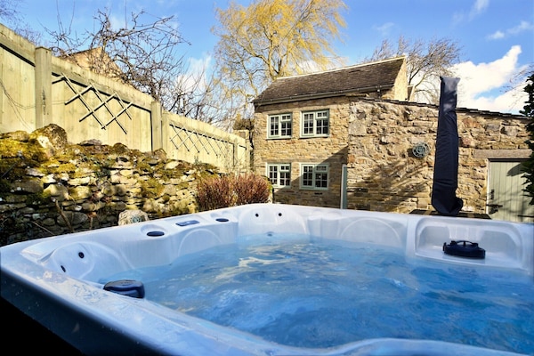 Peaceful Retreat In Yorkshire Dales, No Deposit - Leyburn