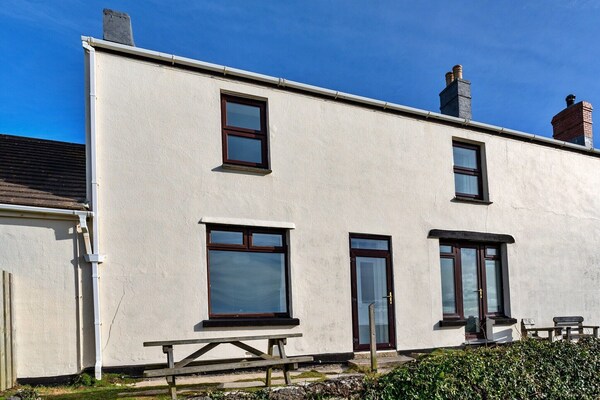 Restful Escape Near Beaches, No Deposit - Pendeen