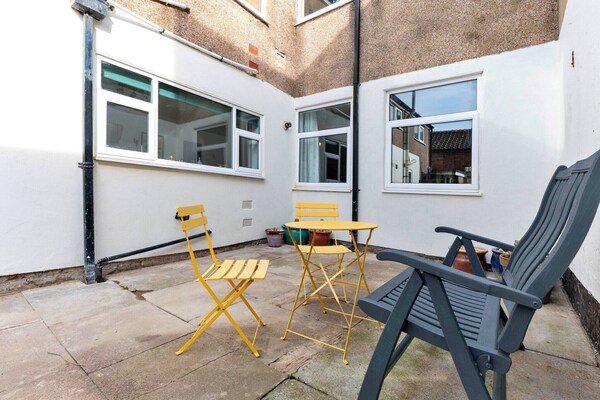 Apartment Near Cleethorpes Beach - 링컨셔