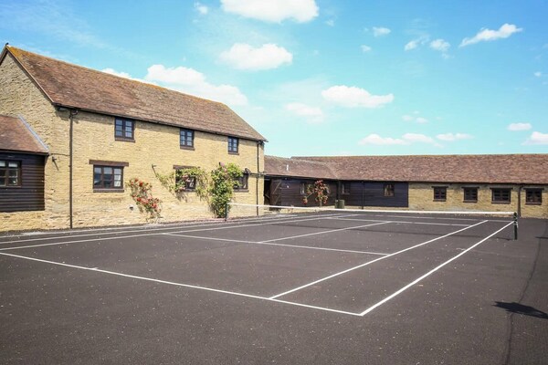 Cottage In Shropshire With Pool & Tennis - Shropshire