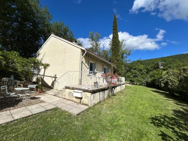 Villa With Private Pool - 4 Bedrooms - Near St Antonin Noble Val - Saint-Antonin-Noble-Val