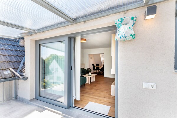 Ferienwohnung 'New Look' Mit Bergblick, Balkon Und Wi-fi - Geisenheim