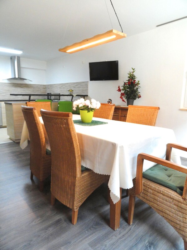 Room 'Karin's Zimmer 1' With Wi-fi - Mannheim