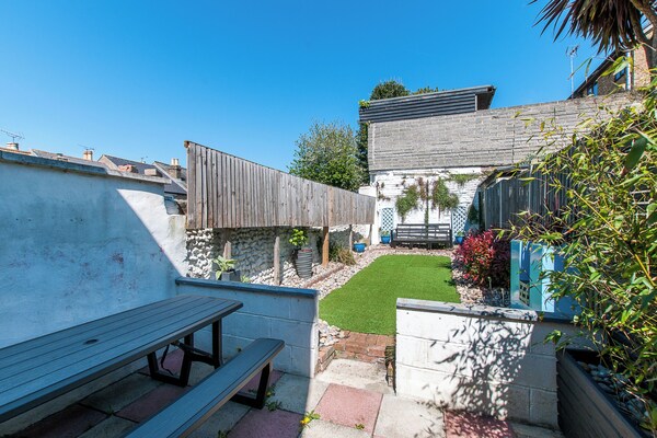 Cosy Dog Friendly Seaside Bolt Hole In The Heart Of Ramsgate - Broadstairs