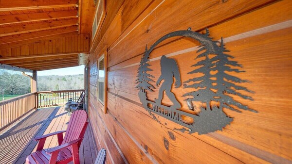 The Little Big Foot In Blairsville - Nottely Lake, GA