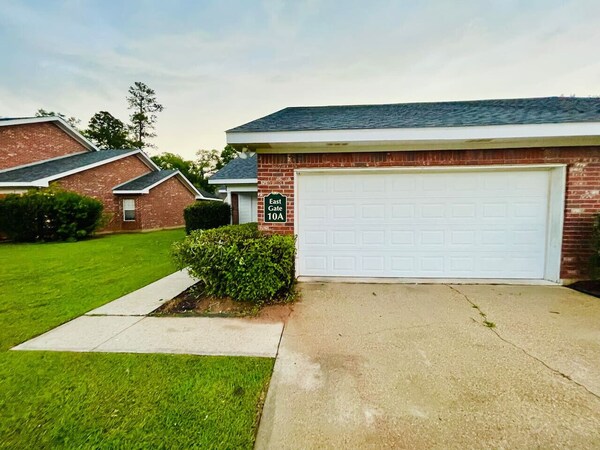 Eastgate 10a Beautiful Townhouse - Hammond, LA