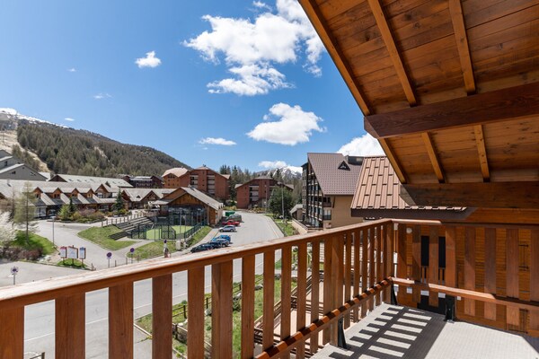 Appartement Vue Sur Les Pistes, Pour 8 - La Joue du Loup