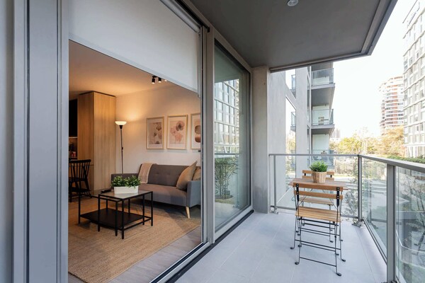 Exclusive Experience 1br In Las Condes | 3 Sleep - Las Condes