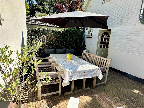 Lovely Vacation Home With Sunny Terrace In The Artists' Village Of Bergen! - Alkmaar