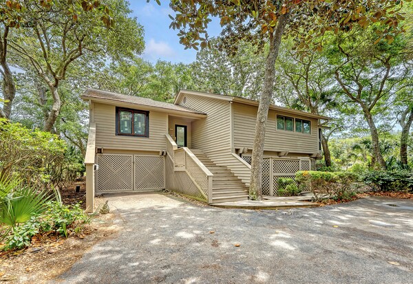 Close To The Beach Gorgeous Golf Views - Seabrook Island, SC