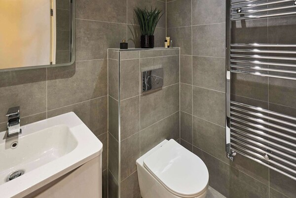 Host & Stay | Eton House - Maidenhead