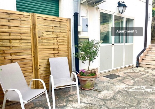 Lake Garda Holiday Apartment 3 Villa Magnolia - Sirmione