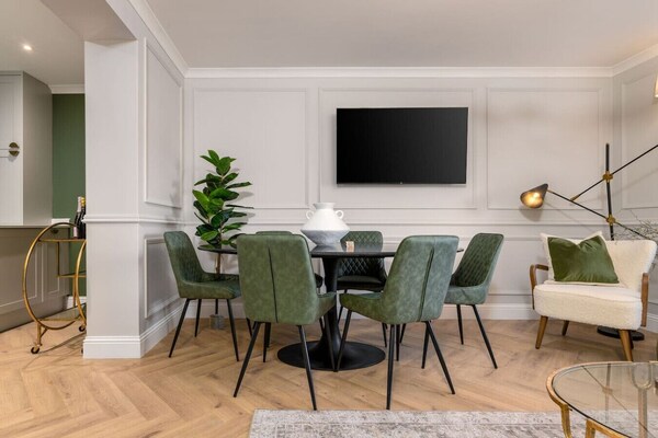 Emerald Suite, The Stirling Residence - Dunblane