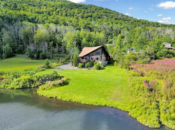 Charming 5-bedroom Lake Log Cabin In Marvelous Lanesville - Phoenicia, NY