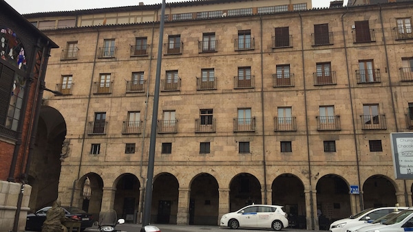 Beautiful Apartment In The Plaza Mayor Of Salamanca. - Salamanque