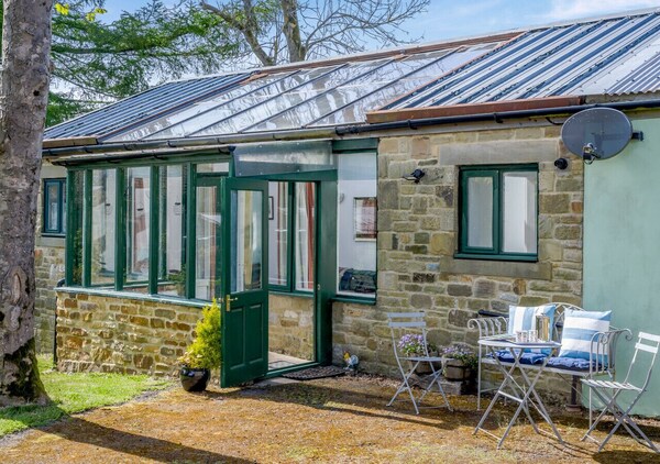 Bishopside Barn - One Bedroom House, Sleeps 2 - Northumberland