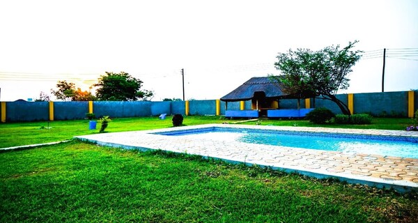 Free Night @ This 3-bedroom House In Marvelous Lusaka With Ac & Backup Power - Lusaka