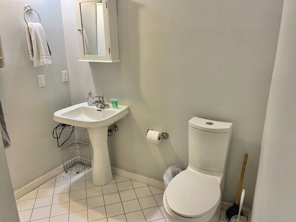 Great Location! 1-bedroom Condo In Downtown Bloomington - MSM, Bloomington