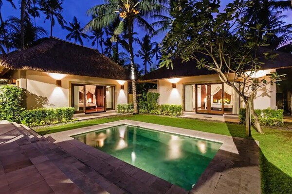 2 Br Villa + Private Pool - Karangasem