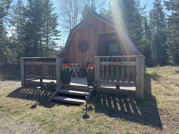 Welcoming Cabin With Ac Located In Coram Ten Minutes From Glacier National Park. - Montana