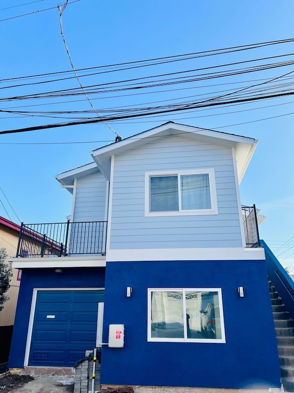 Relaxing Pet Friendly 3br Near Biotech, City - San Mateo, CA