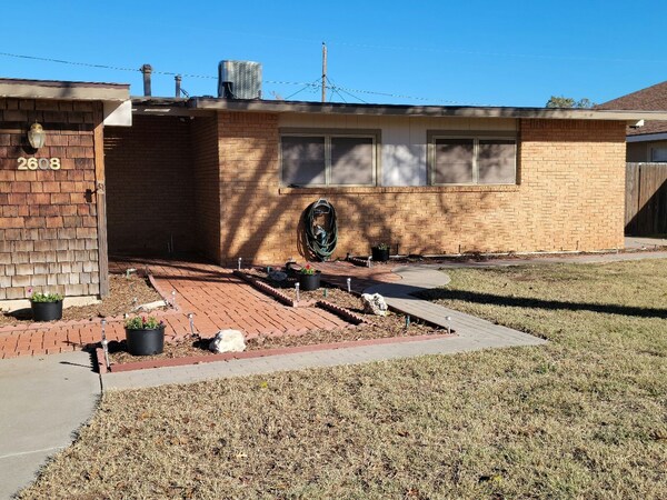 2-bedroom House In Odessa With Ac, Wifi. Enjoy Your Stay - Odessa, TX