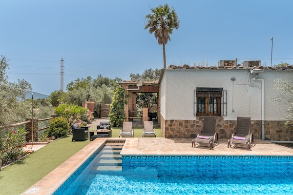 Casa De Vacaciones 'Las Gallinas Cottage' Con Vistas A La Montaña, Wi-fi Y Aire Acondicionado. - Órgiva