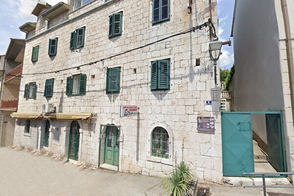 Appartement D'une Chambre Avec Air Conditionné Imotski, Zagora (A-23873-a) - Imotski